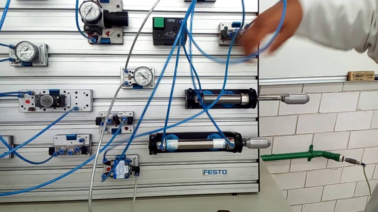 "APRENDER A PROGRAMAR CIRCUITOS NEUMATICOS CON SENSORES" :: MECATRONIX